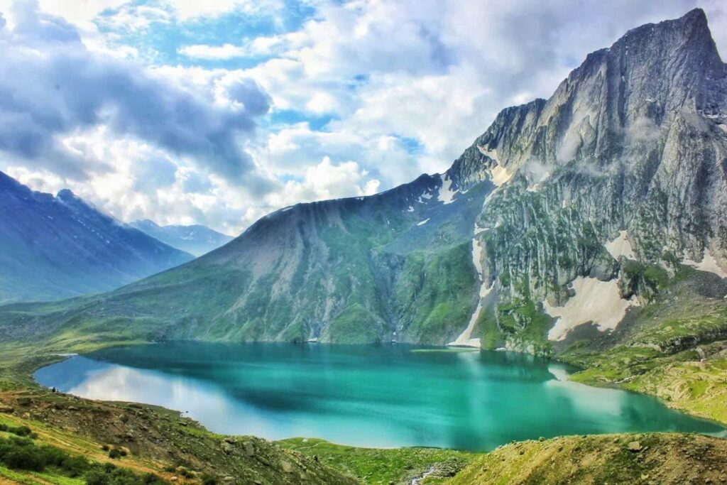 Aru Valley, Pahalgam | A Complete Guide For 2026
