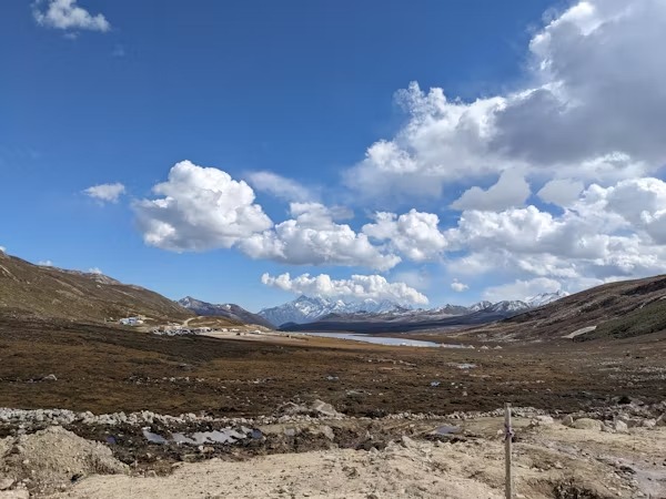 Ladakh Weather in April | Cliffhangers India