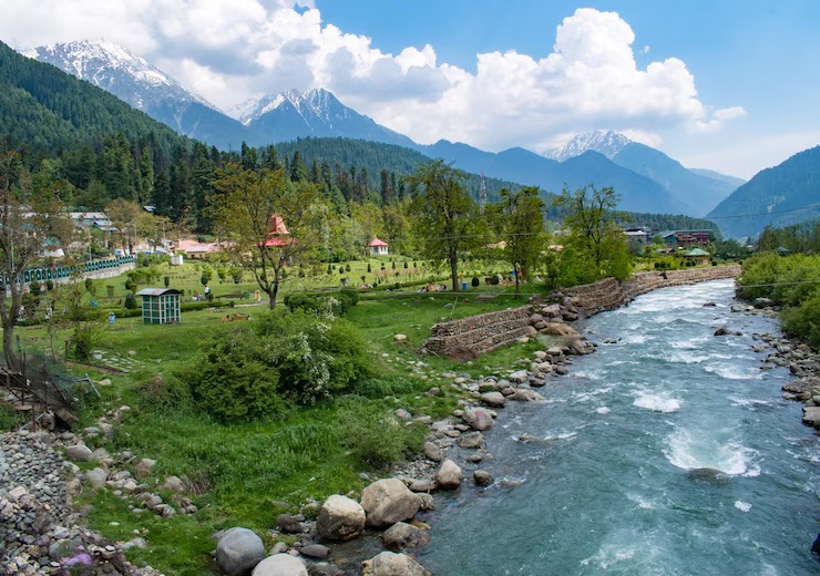 Weather in Pahalgam in May | Temperature & Climate