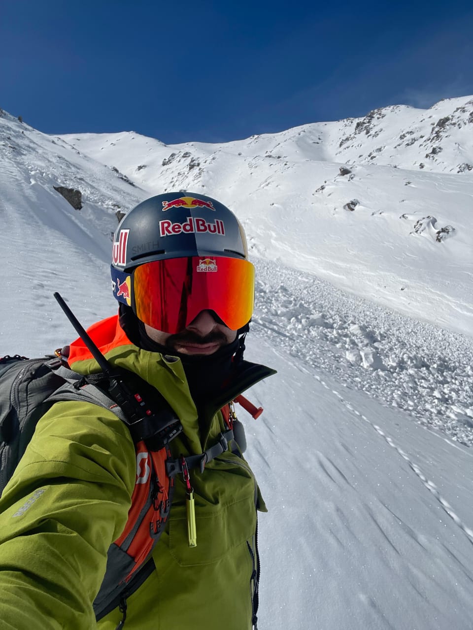 Gulmarg Snowboarding Packages | Best Snowboarding Trips & Deals